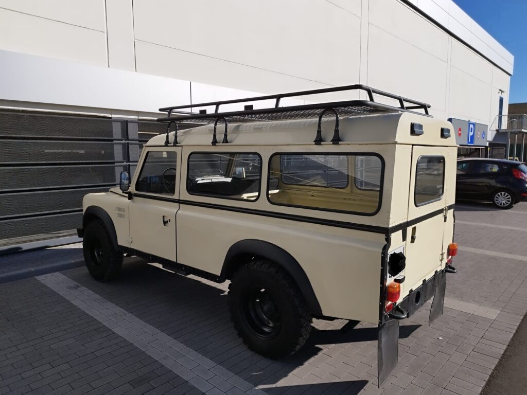 1988 LAND ROVER DL 2500 - European Cars Shop
